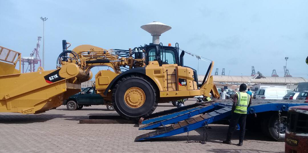 Lomé to Niger - Earth Moving Equipment - OMA Group